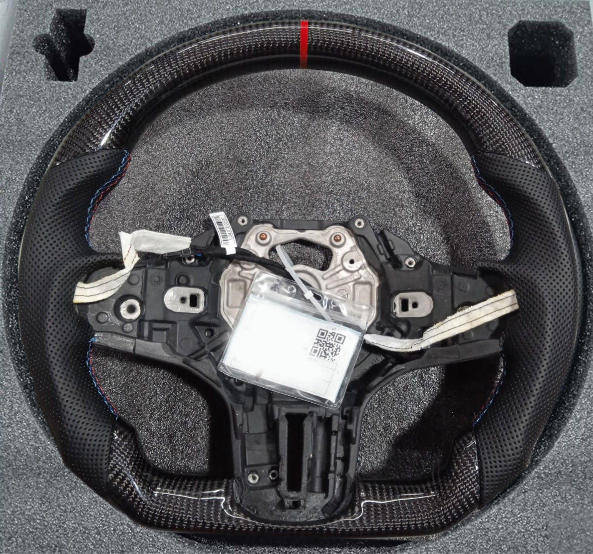 (PREORDER) BMW G80 /G82/ G83/ G2X CARBON FIBER STEERING WHEEL WITH PER ...